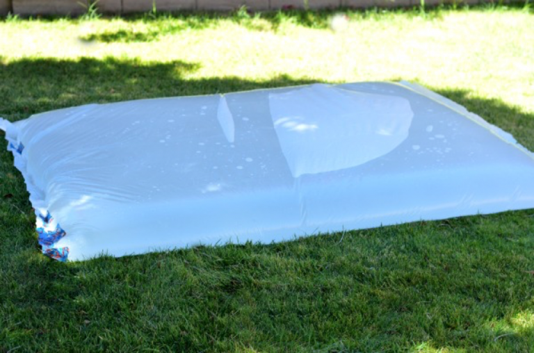 10 Tips to Creating a Comfortable Mattress Outdoors | Year Zero ...
